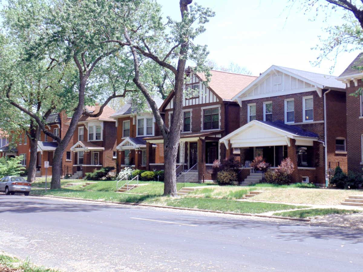 Live Near Your Work | In St. Louis, For St. Louis | WashU